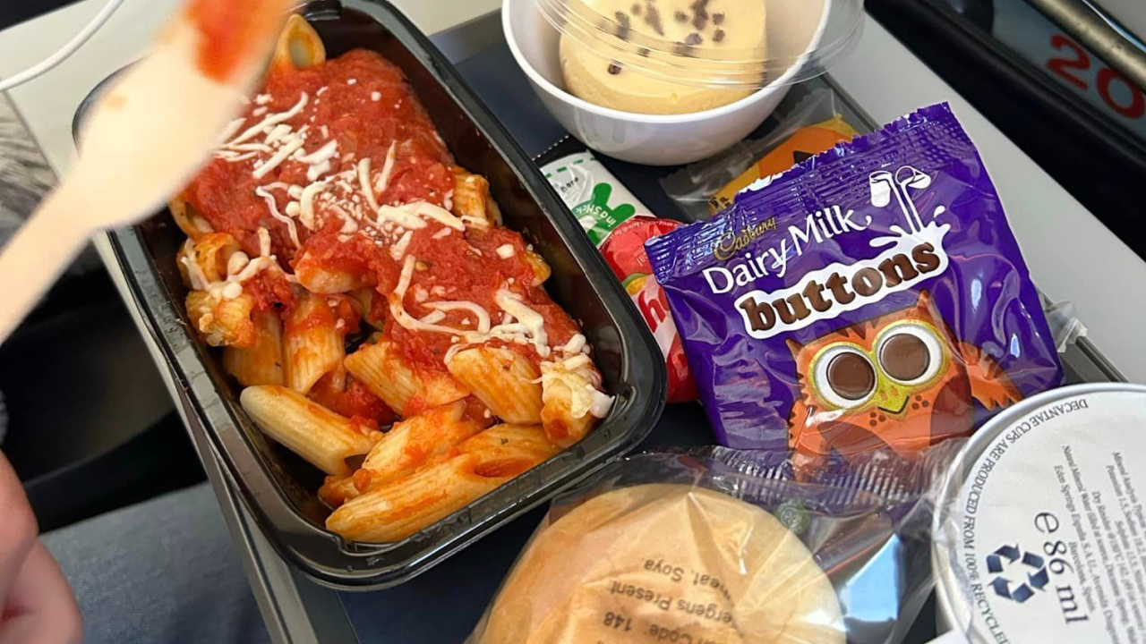 Tasty In-Flight Meals: What to Expect on Your TUI Long Haul Flight